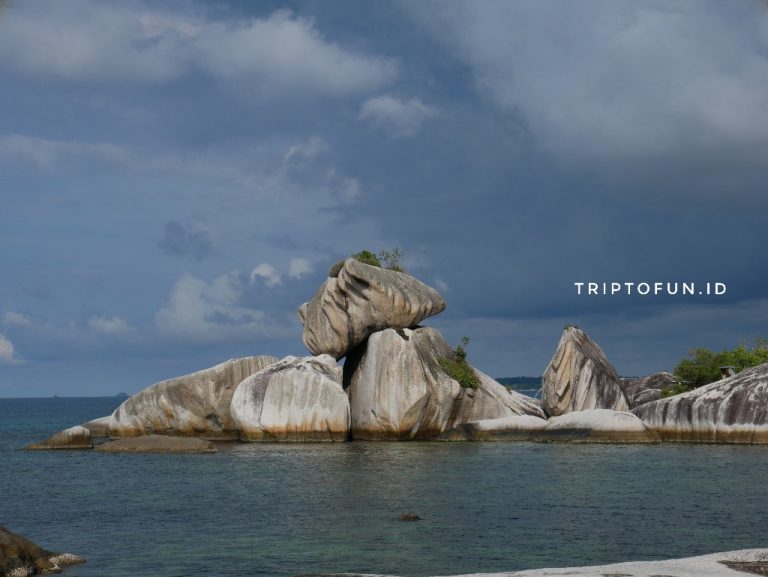 Pulau Batu Garuda, Batuan Granit Purba dengan Bentuk Unik di Belitung